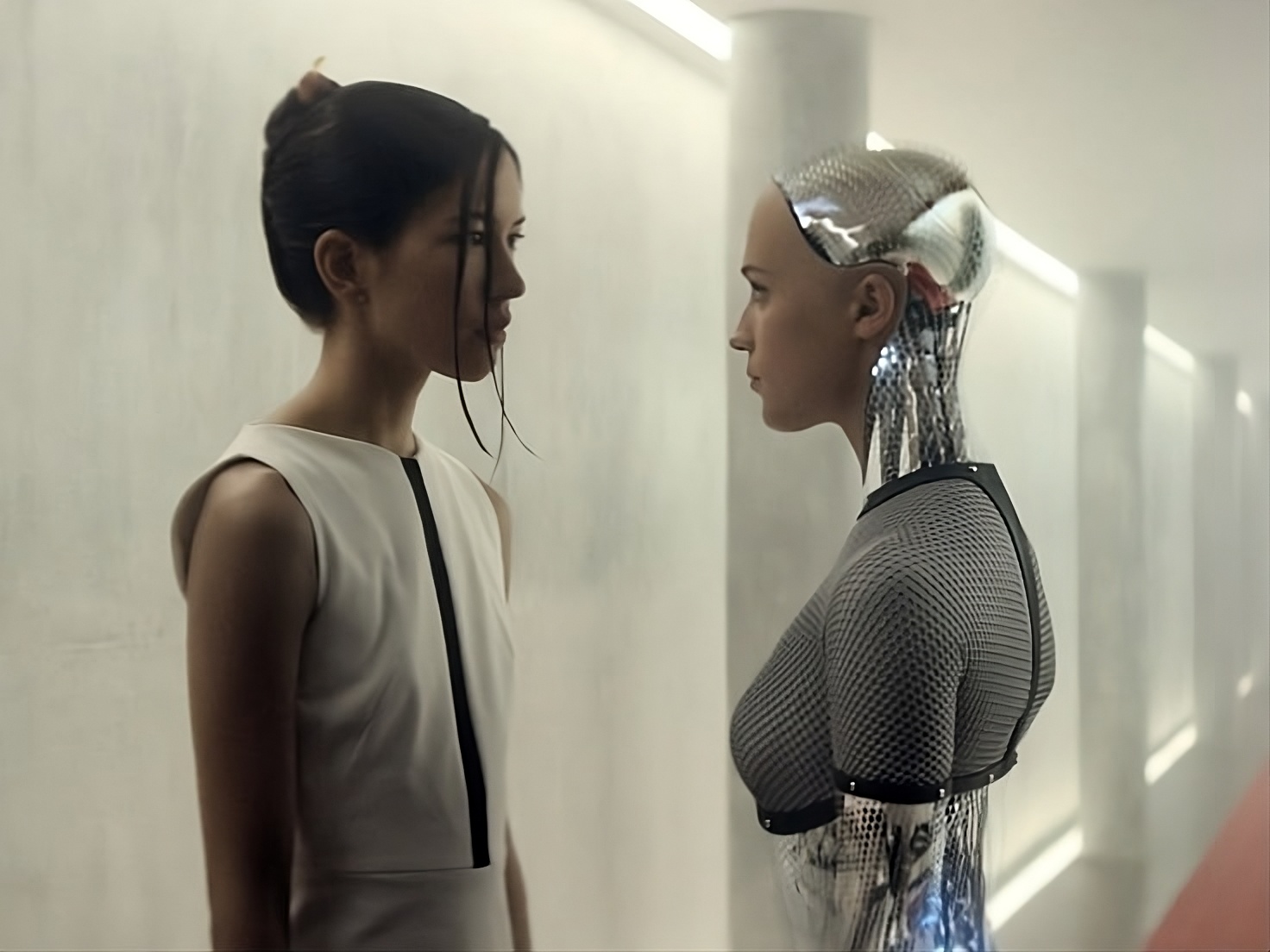 Human + Machine in Communications – The Winning Formula